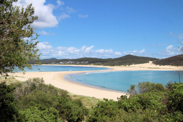 Fingal Bay and Port Stephens Lighthouse - Destination's Journey
