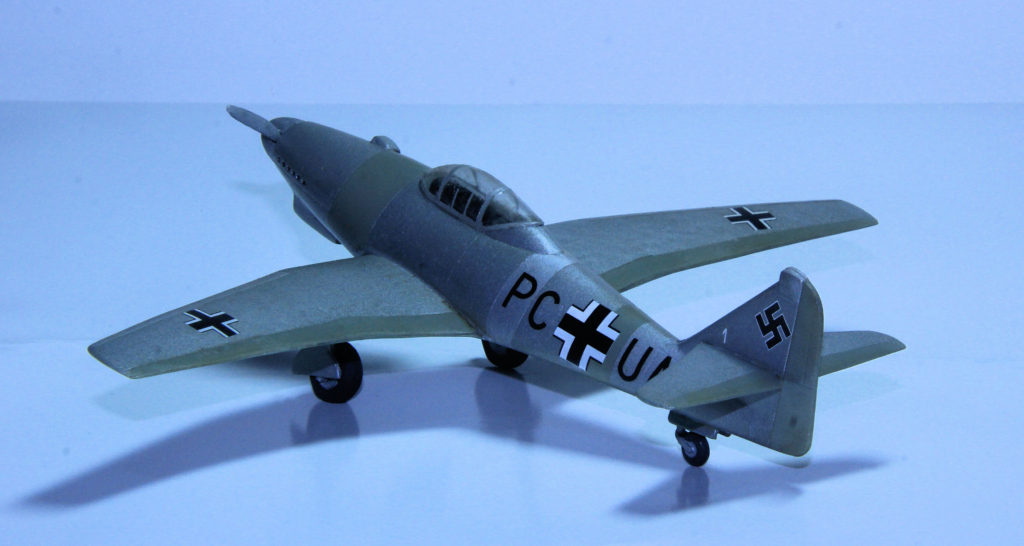 Messerschmitt Me 262 V-1 Scale Model - Destination's Journey