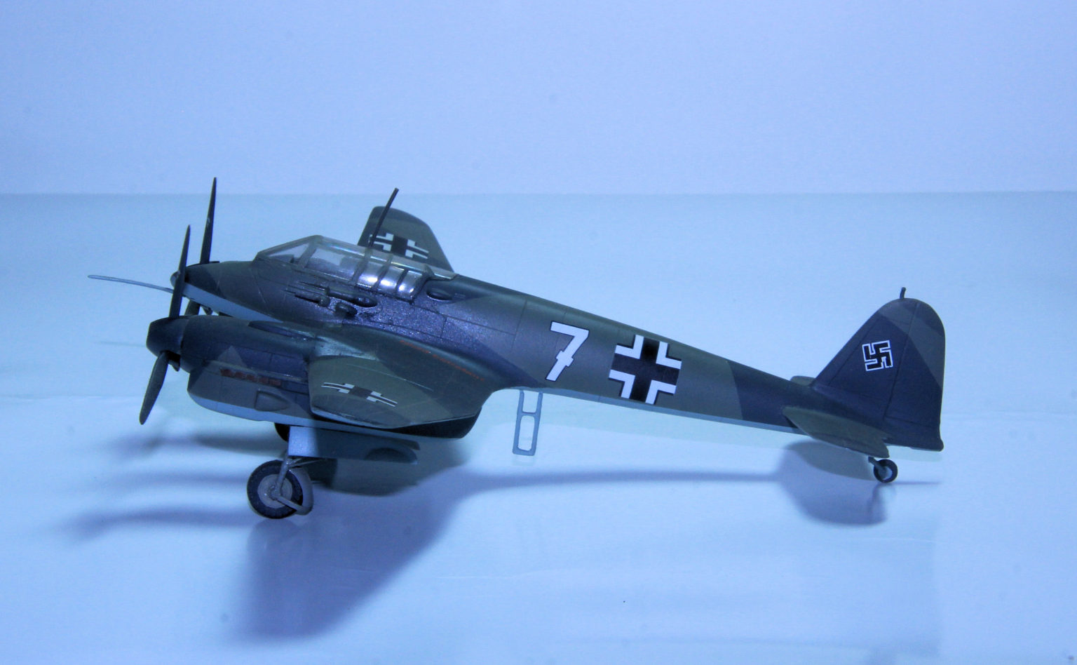 Focke-Wulf Fw 187 Scale Models - Destination's Journey