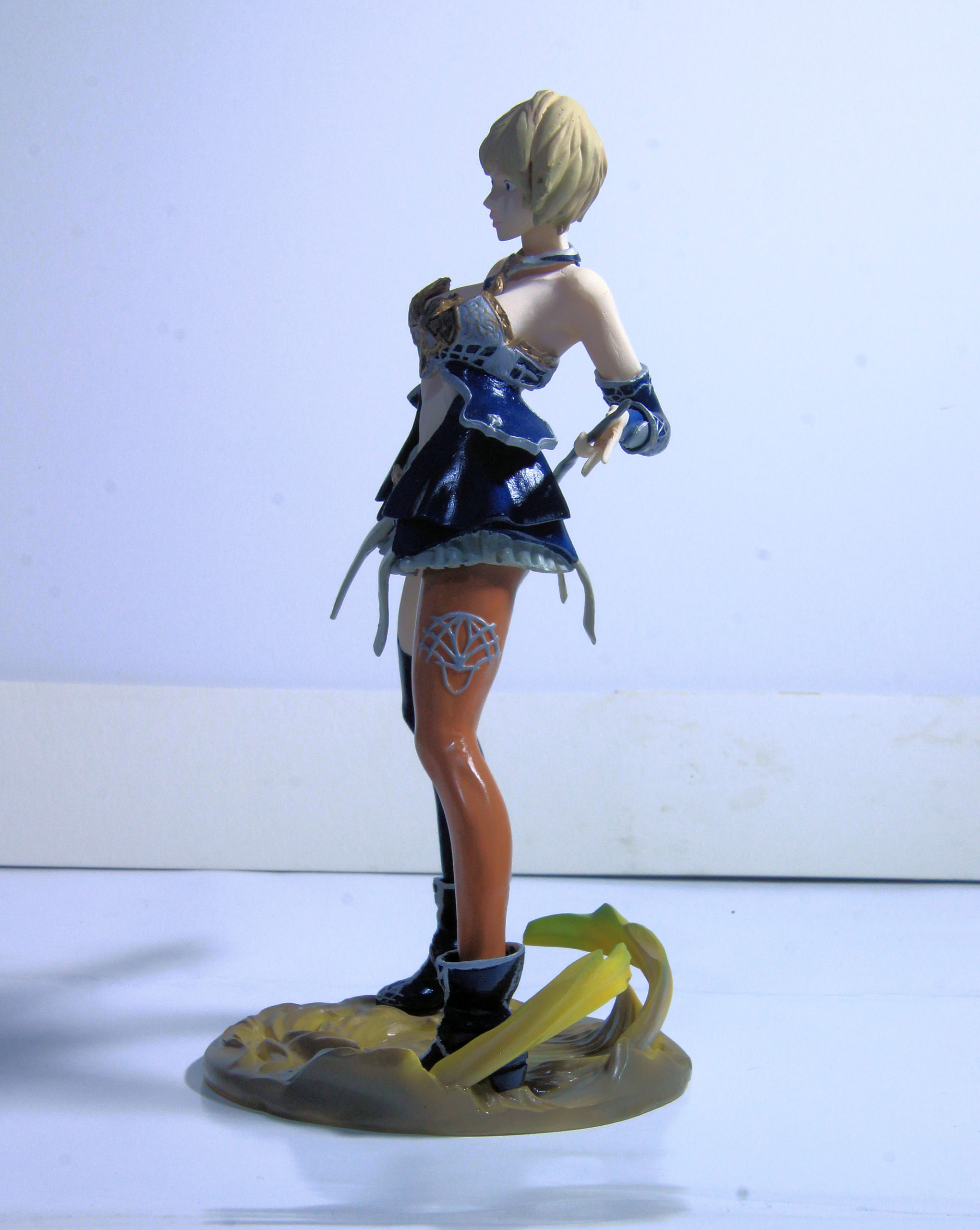 Human Mage Lineage II Model Figure - Destination's Journey