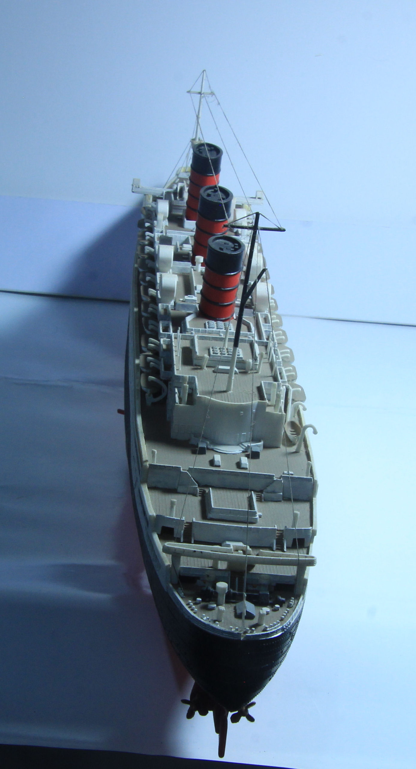 RMS Queen Mary Scale Models - Destination's Journey