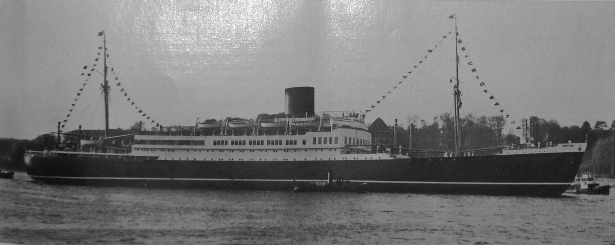 Imperial Japanese Navy Aircraft Carrier Shinyo - Destination's Journey