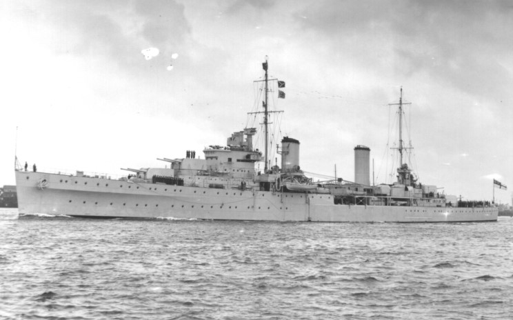 HMAS Perth (I) Australian Light Cruiser - Destination's Journey