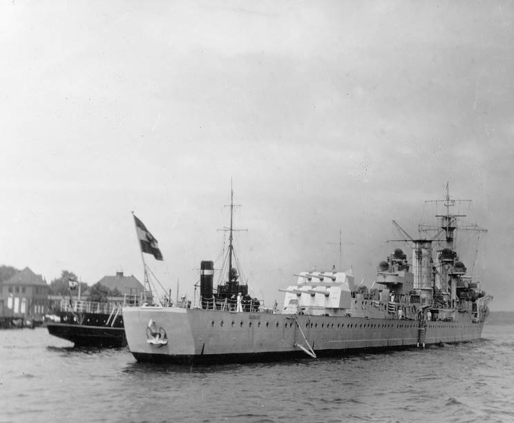 German Light Cruiser Königsberg - Destination's Journey