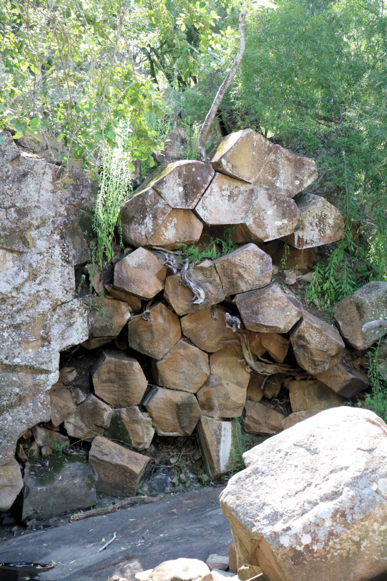 Sawn Rocks Mount Kaputar National Park - Destination's Journey