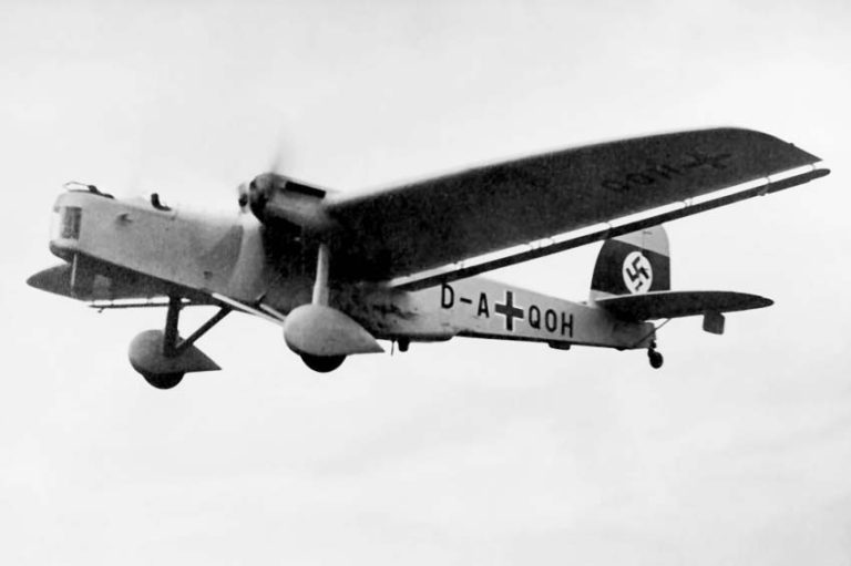 Dornier Do 23 - Destination's Journey