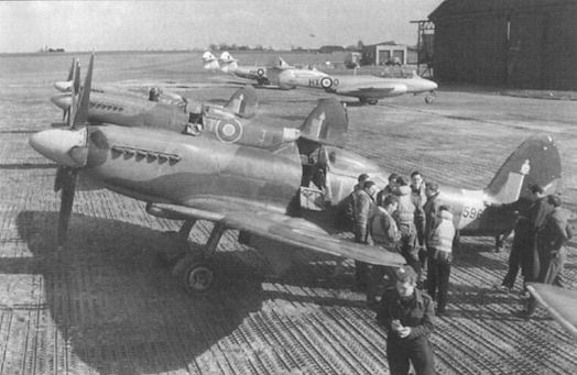 Supermarine Spitfire F.Mk 22 - Destination's Journey