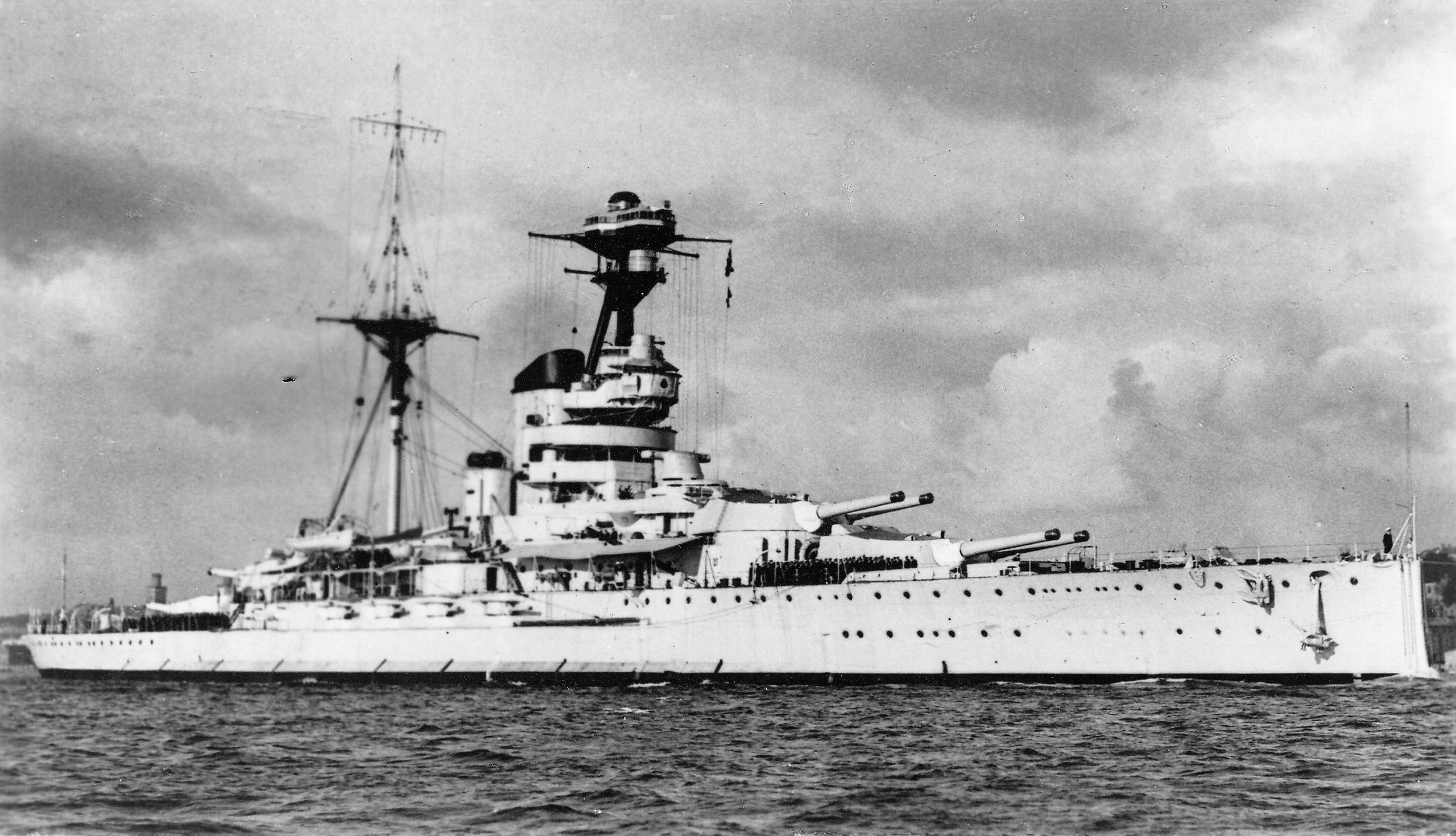 British Battleship HMS Resolution - Destination's Journey