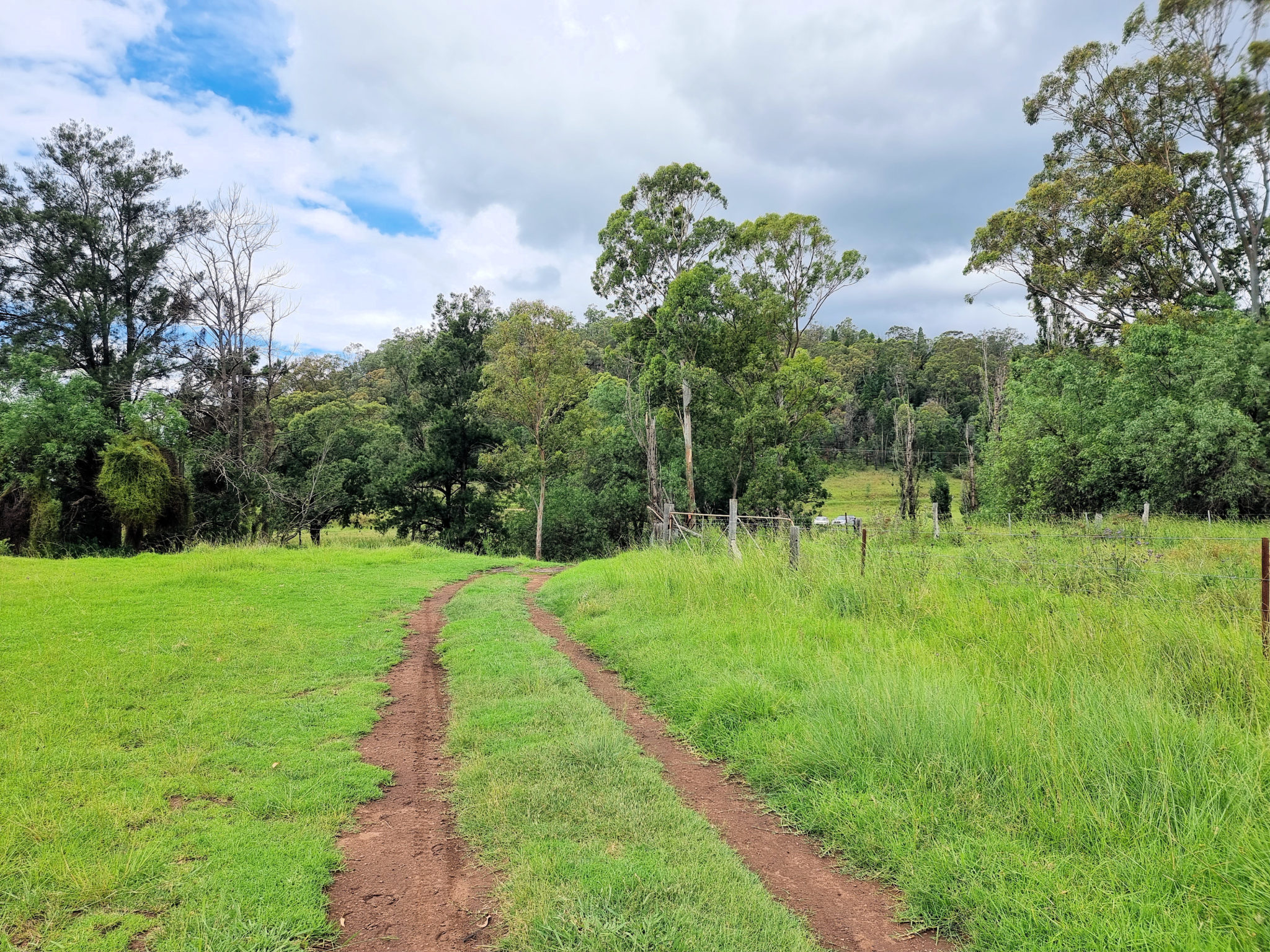 Baiame Cave Milbrodale Hunter Valley - Destination's Journey