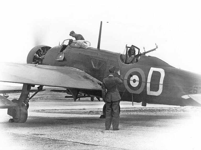 Vickers Wellesley British Bomber - Destination's Journey