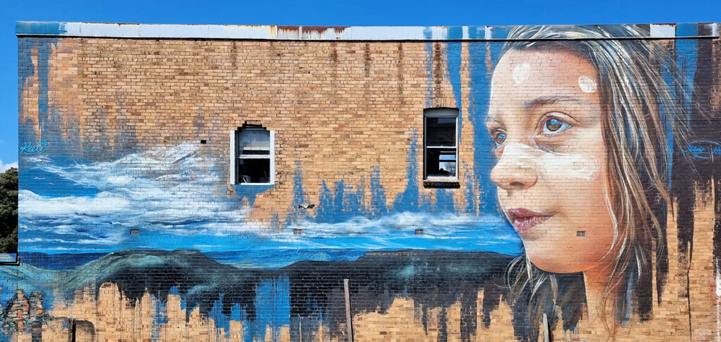 Katoomba Street Art - Destination's Journey