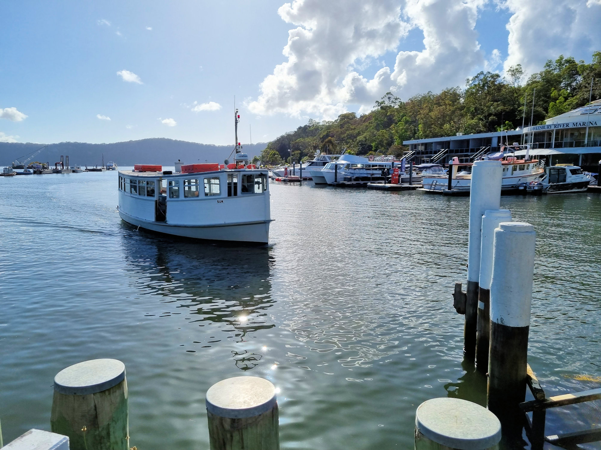Dangar Island and Brooklyn Ferry - Destination's Journey