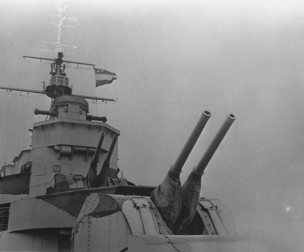 Netherlands Cruiser HNLMS Jacob van Heemskerck - Destination's Journey