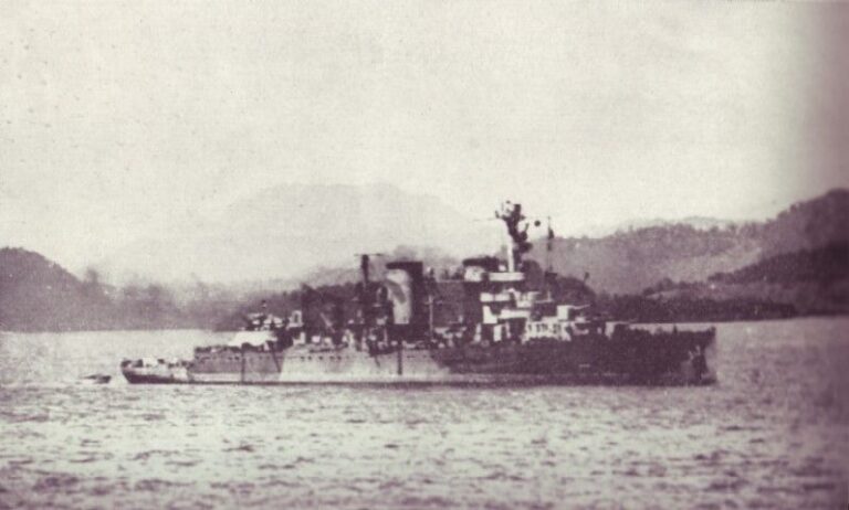 Netherlands Cruiser HNLMS Java - Destination's Journey