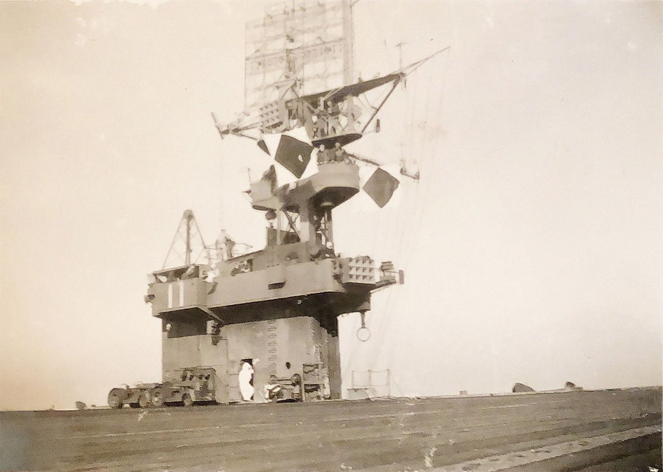 Escort Carrier USS Card CVE-11 - Destination's Journey