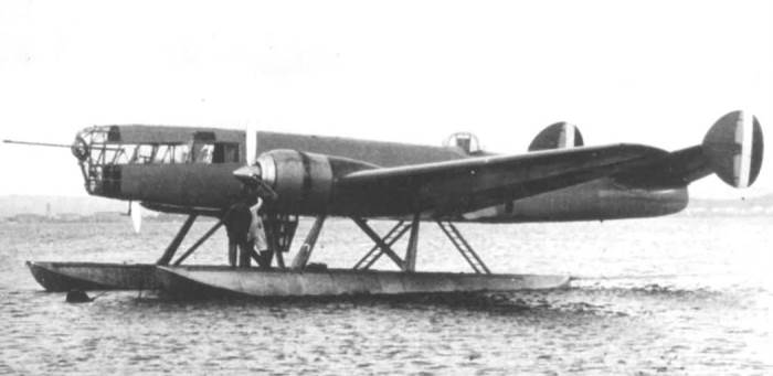 Lioré et Olivier LeO H-46 Seaplane - Destination's Journey