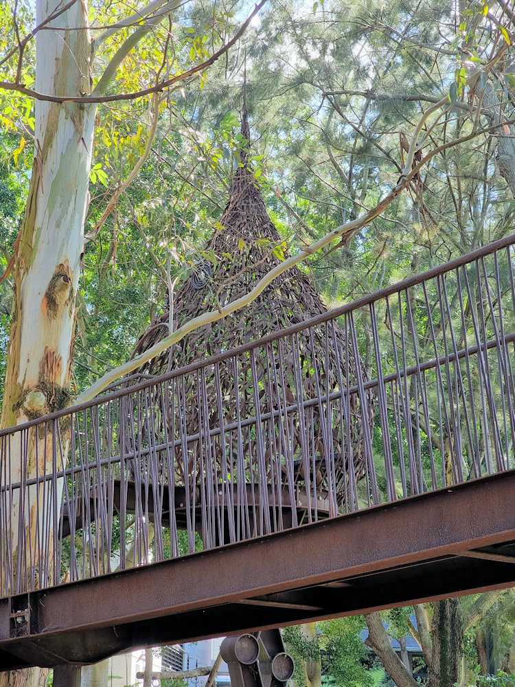 Eveleigh Tree House - Destination's Journey