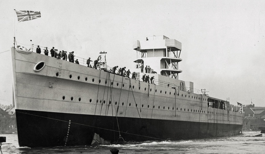 British Heavy Cruiser HMS York - Destination's Journey