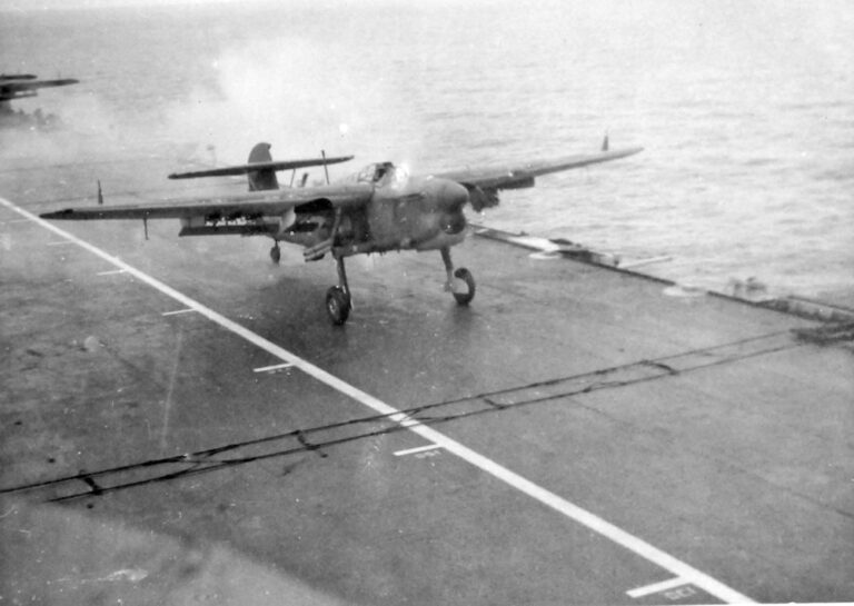 Dutch Aircraft Carrier Karel Doorman QH1 - Destination's Journey