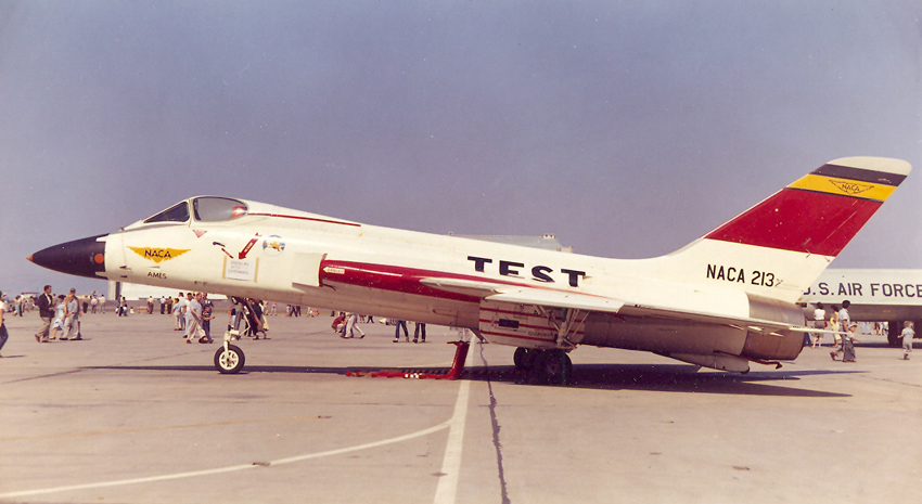 Douglas F5D Skylancer - Destination's Journey