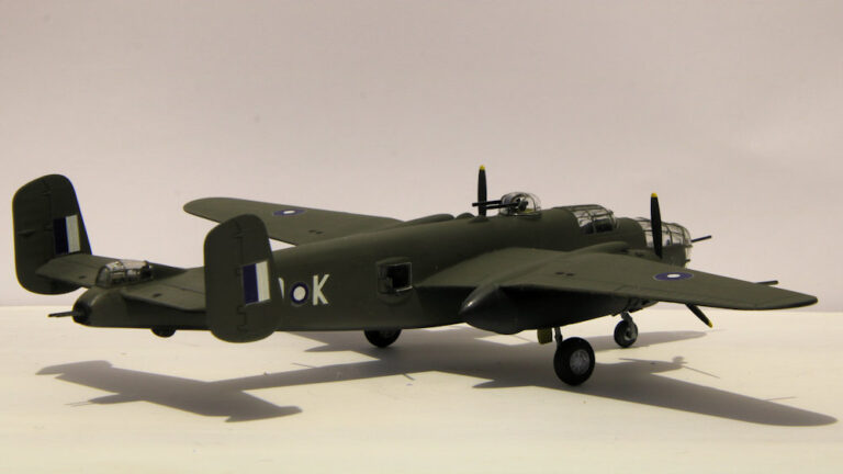 North American B-25 Mitchell Scale Models - Destination's Journey